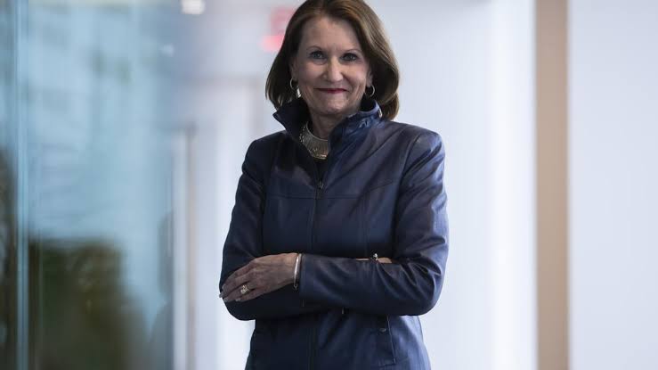 About Us - Milwaukee Women Inc.